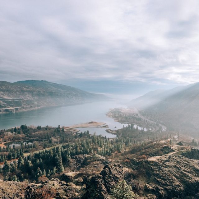 Energy strategy aims to speed up clean energy projects in Oregon